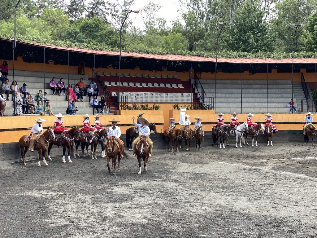 Lienzo Charro del Pedregal - La Voz de la Charreria